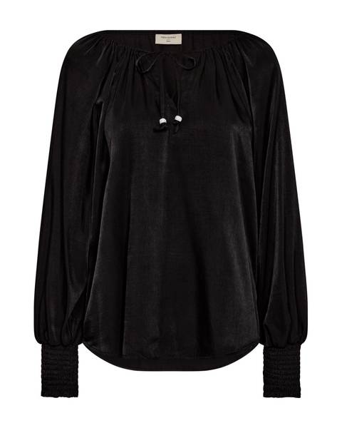 BLUSER OG SKJORTER HOS SOFIES VILLA